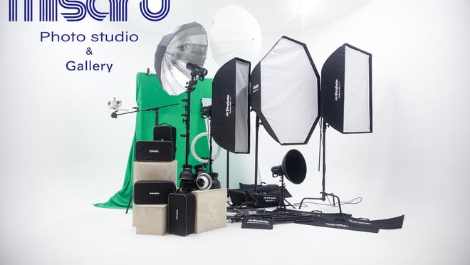 中央区・好アクセス・宝町駅徒歩3分【撮影スタジオ】ALL機材Profoto・高さ3.5m・広さ50㎡・3面R白ホリの写真1