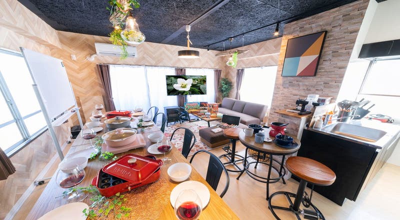 年末年始空きアリ‼️50型TVで大人気ゲームや動画鑑賞✨シャワー無料🚿鍋・タコパ、ボドゲ大会も♫