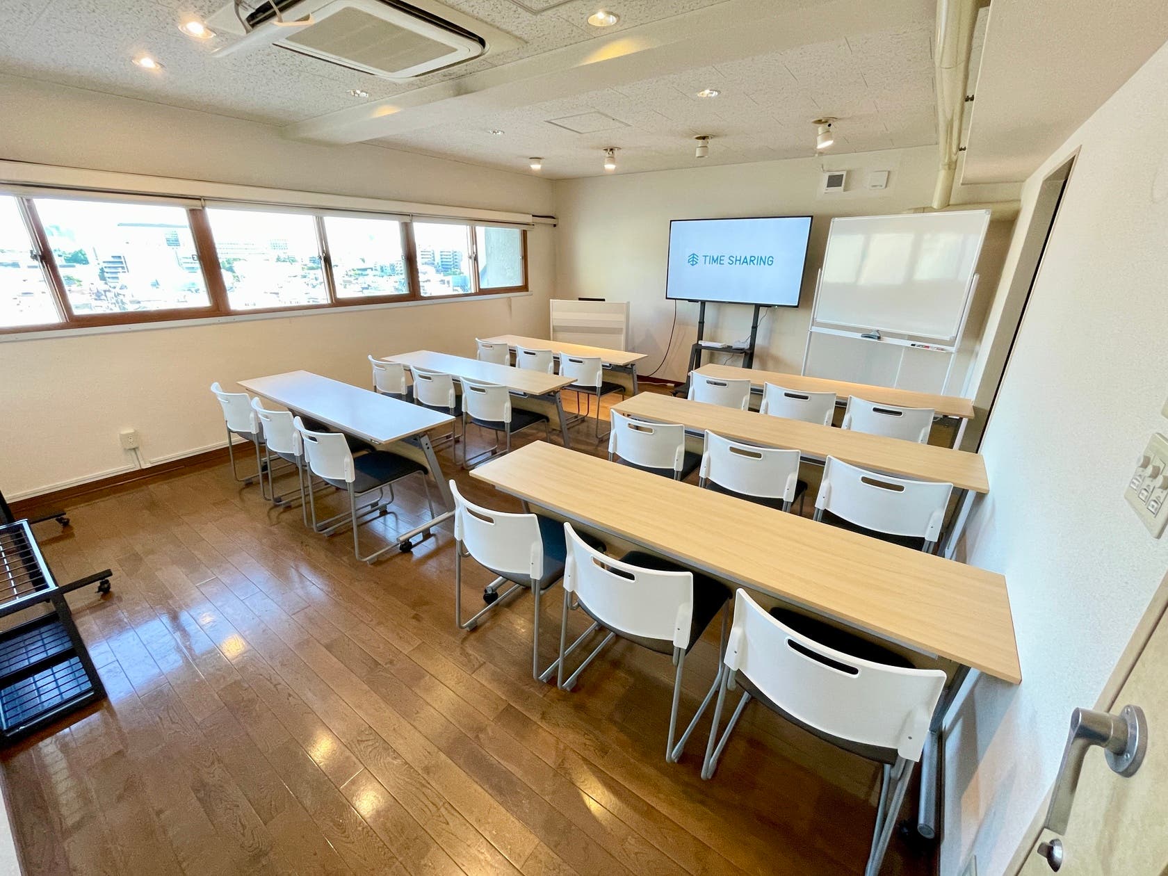 8C【 四谷三丁目駅 1分】オプション料金0円で設備・備品使い放題♪WiFi無料！清掃・消毒で衛生面も安心♥便利な駅近の写真2