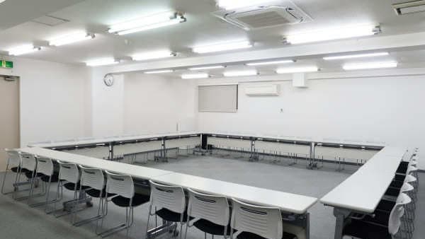 【秋葉原7分・浅草橋4分】換気十分!格安な貸し会議室(50名)高速Wi-Fi+電源完備の写真7