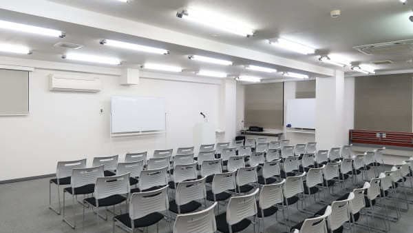 【秋葉原7分・浅草橋4分】換気十分!格安な貸し会議室(50名)高速Wi-Fi+電源完備の写真9