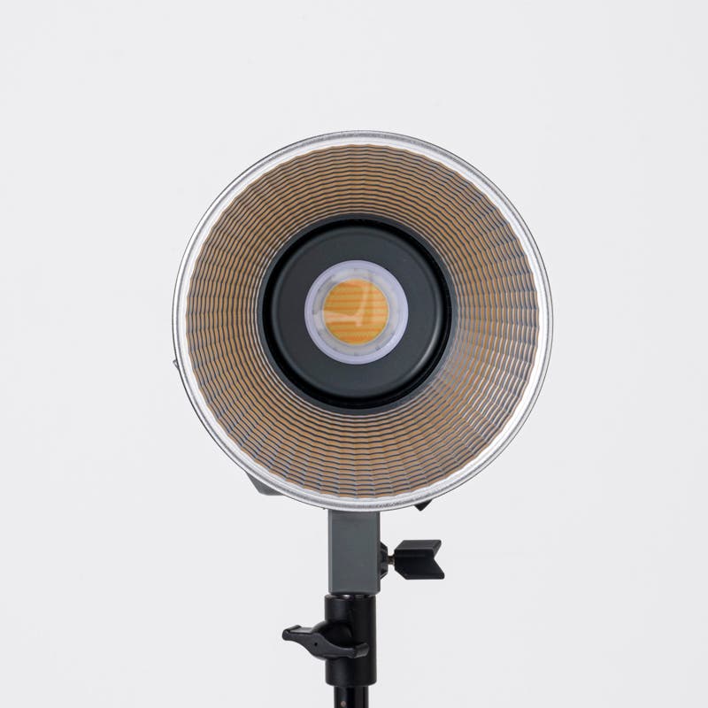 照明機材（スタンド付き）Amaran200xの画像3