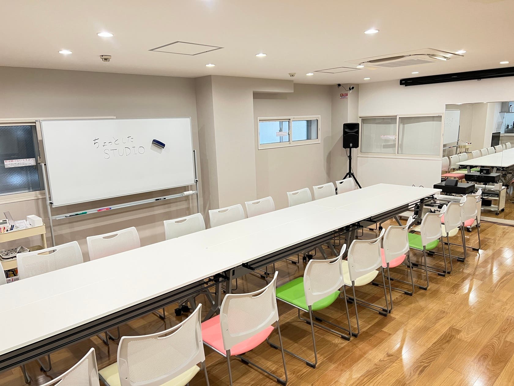 ダンスのできるスタジオ2F 駅から徒歩3分、綺麗！清潔！！フローリングの写真10