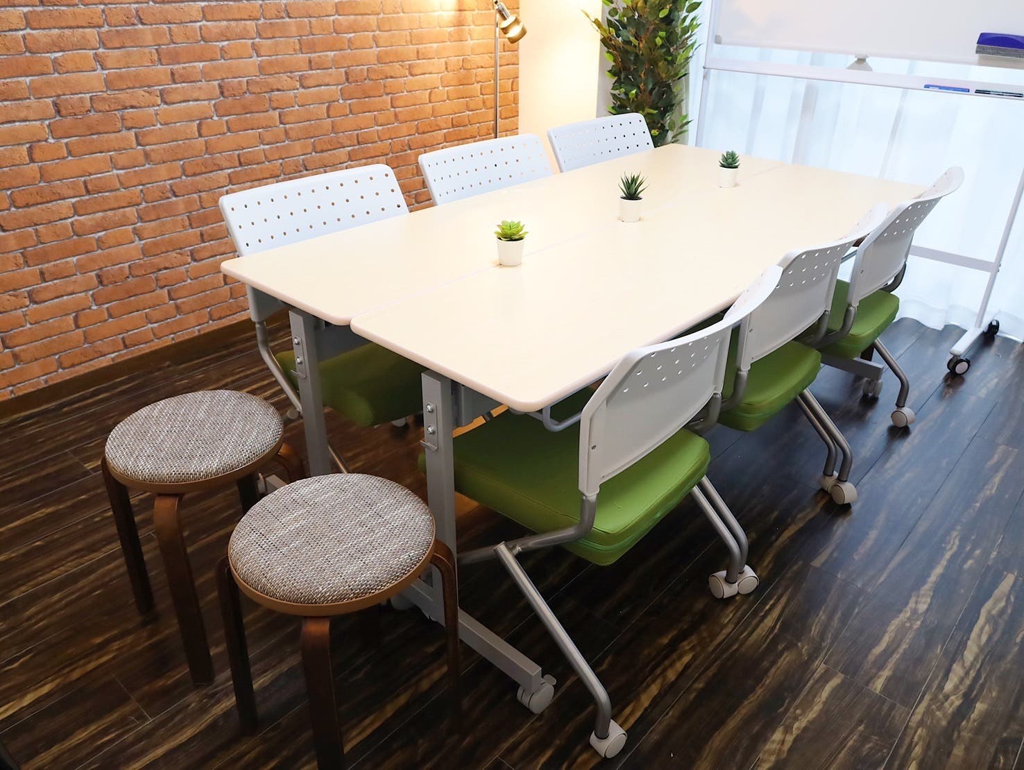 東急東横線「学芸大学駅」徒歩３分！貸し会議室『ユアスマイルⅡ』です。の写真8