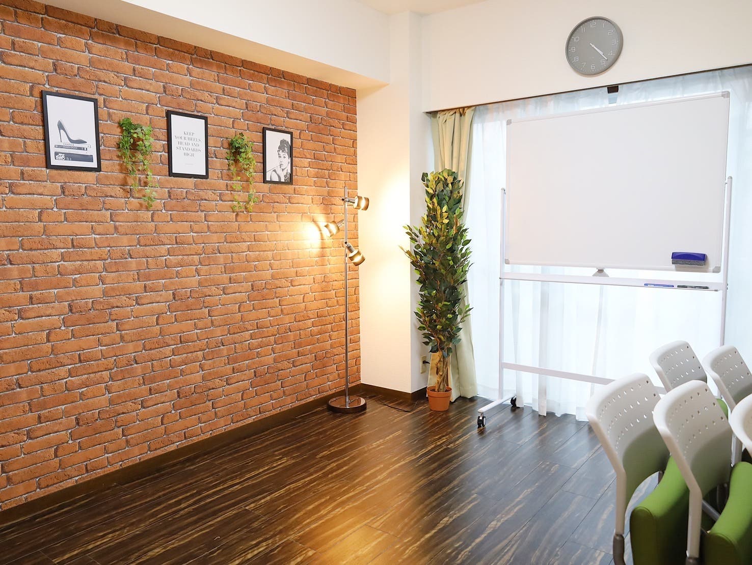 東急東横線「学芸大学駅」徒歩３分！貸し会議室『ユアスマイルⅡ』です。の写真11