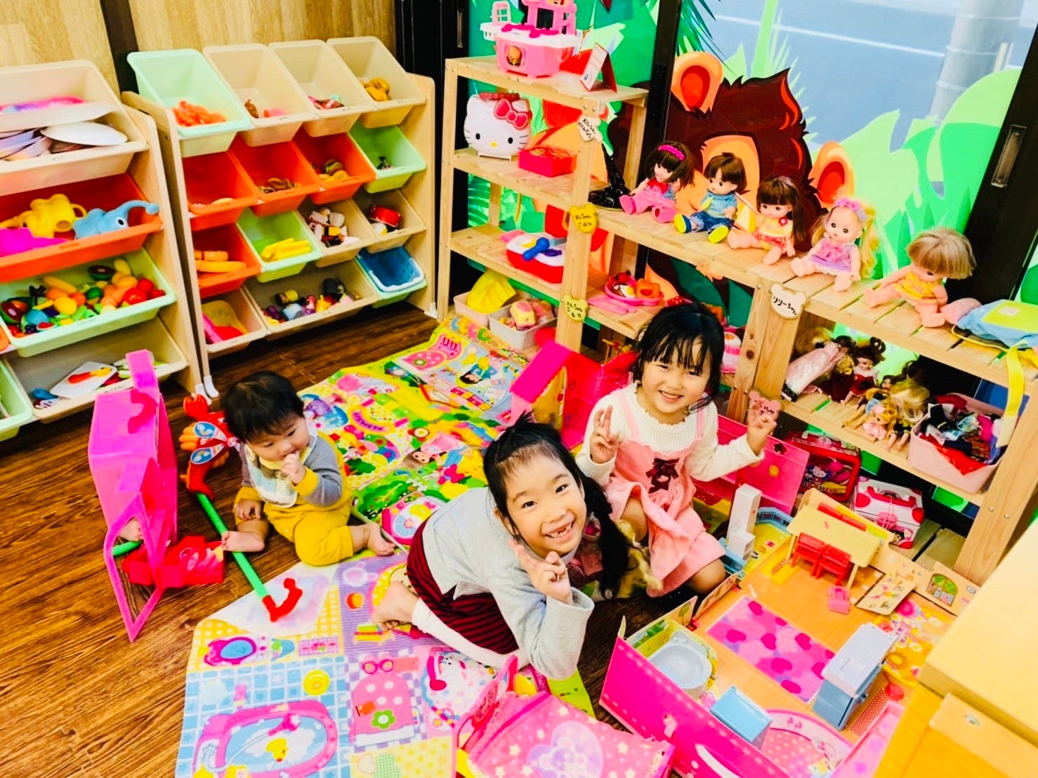 子供も楽しめる"ママ向け"イベント会場に♪"ママのための子供の遊び場"知育玩具広場そだての写真5