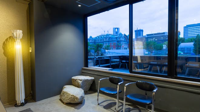 【北浜駅・淀屋橋駅徒歩5分】川沿いにあるプライベートミーティングルームの写真2