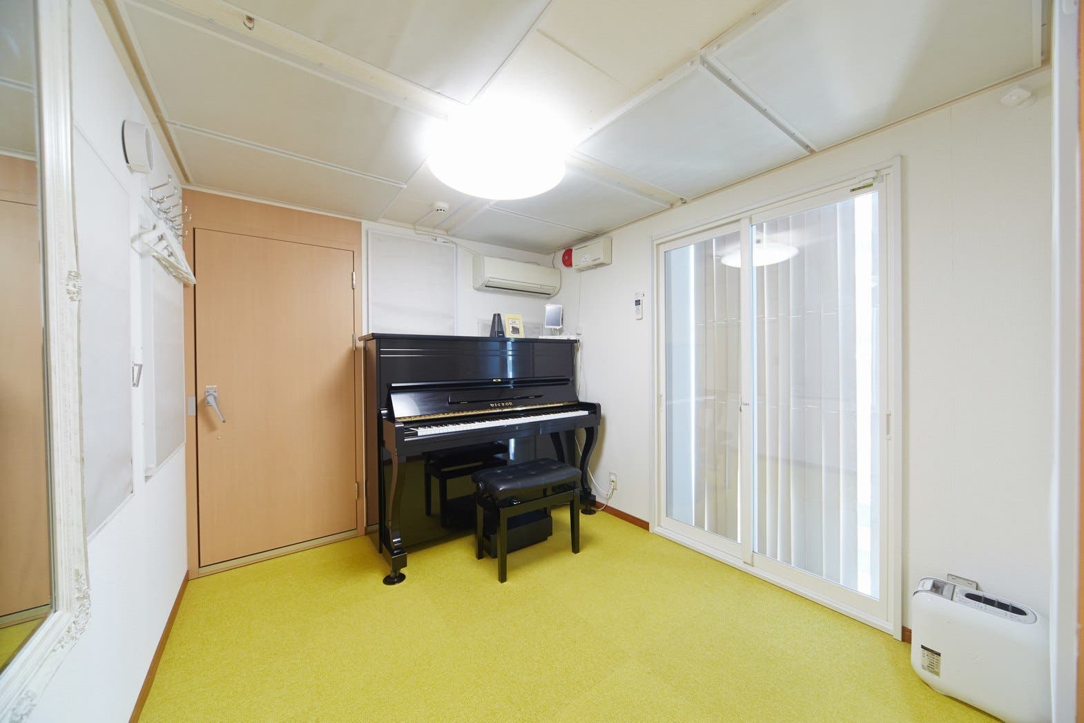 【南青山／渋谷・表参道】ピアノ🎸防音室《🕒24時間／要予約》⭐️教室開講OK：Bルーム【個人／法人OK】の写真5
