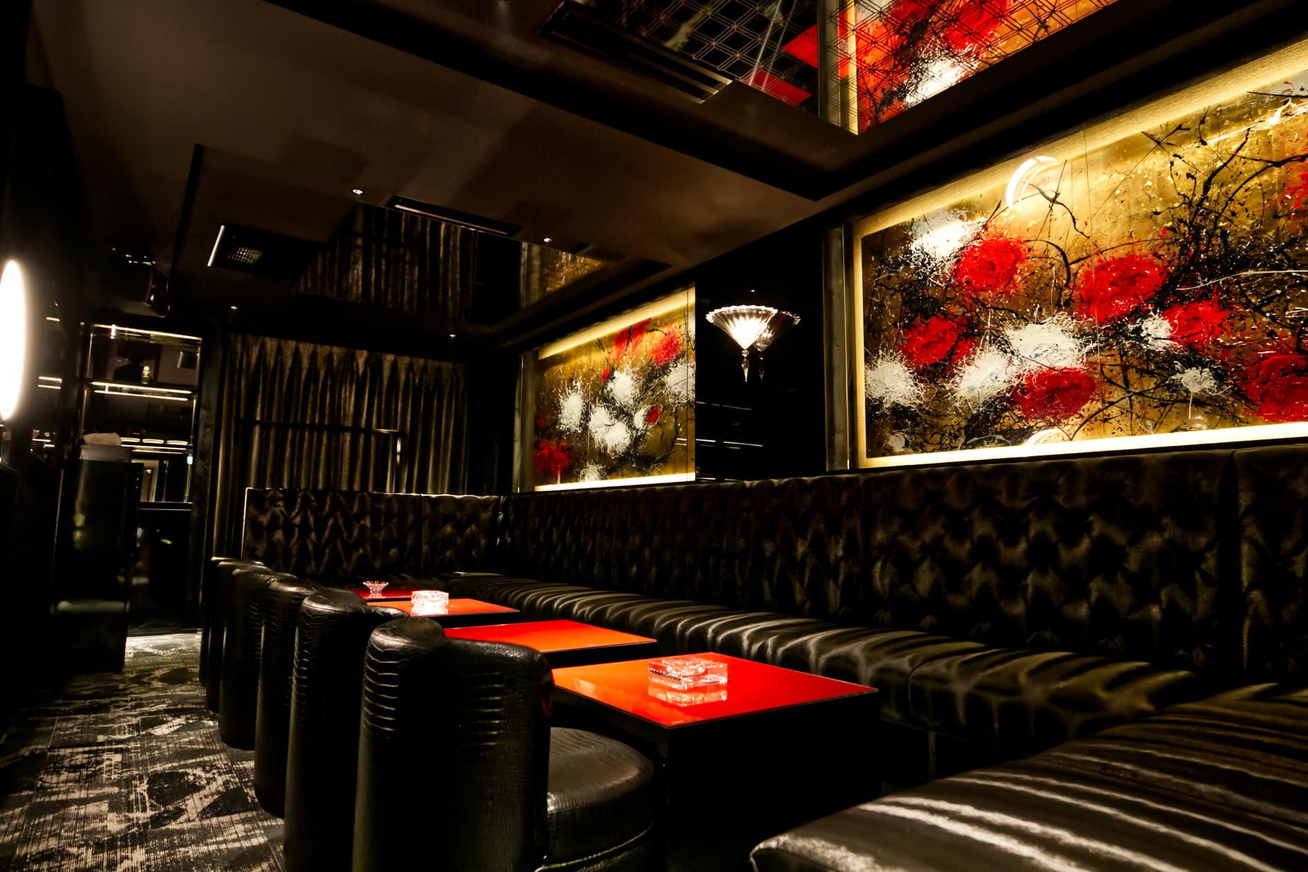 【個室最大8名様】西麻布交差点、豪華VIPラウンジ、カラオケ付個室ありの写真6