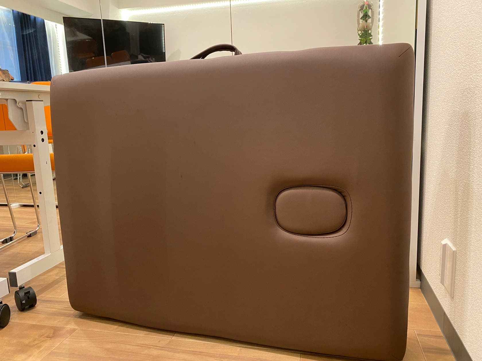 MAHALO:パーソナルカラー診断最適✨撮影用照明2台昼白色明るい壁一面鏡部屋✨:動画撮影:✨骨格診断✨メイクレッスン✨着付けの写真14