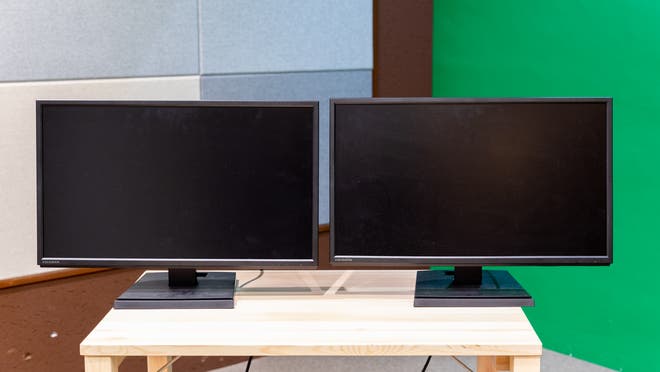 壁面大型グリーンバック・動画撮影・LIVE配信スタジオ・高速光回線・機材貸出無料、メイクルーム完備の写真15