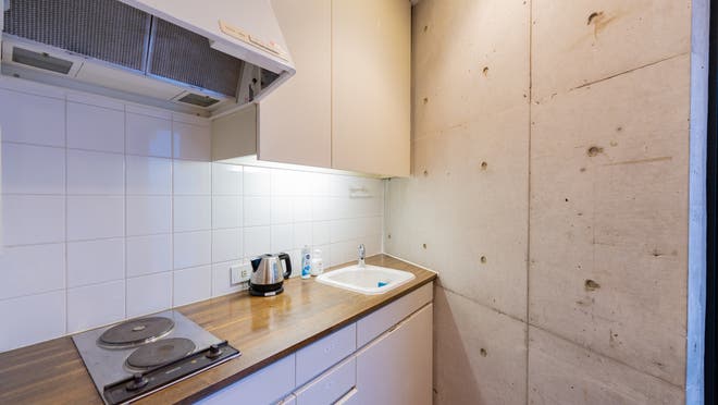 壁面大型グリーンバック・動画撮影・LIVE配信スタジオ・高速光回線・機材貸出無料、メイクルーム完備の写真7