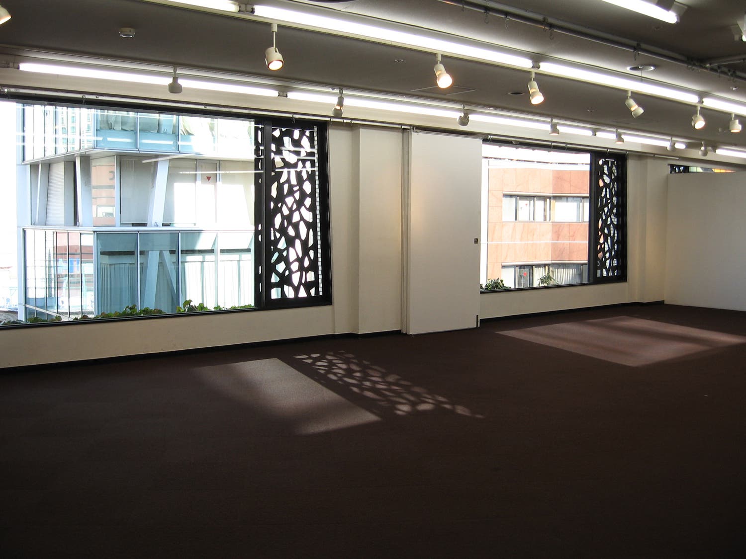 地下鉄銀座駅より徒歩2分、104坪の展覧会＆イベントスペースです。の写真10