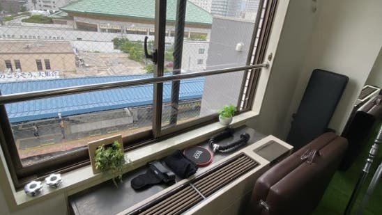 両国駅から徒歩1分の好立地!プライベート空間でご利用いただけます。 マンツーマンレッスン以外の用途でもご使用いただけます!の写真5