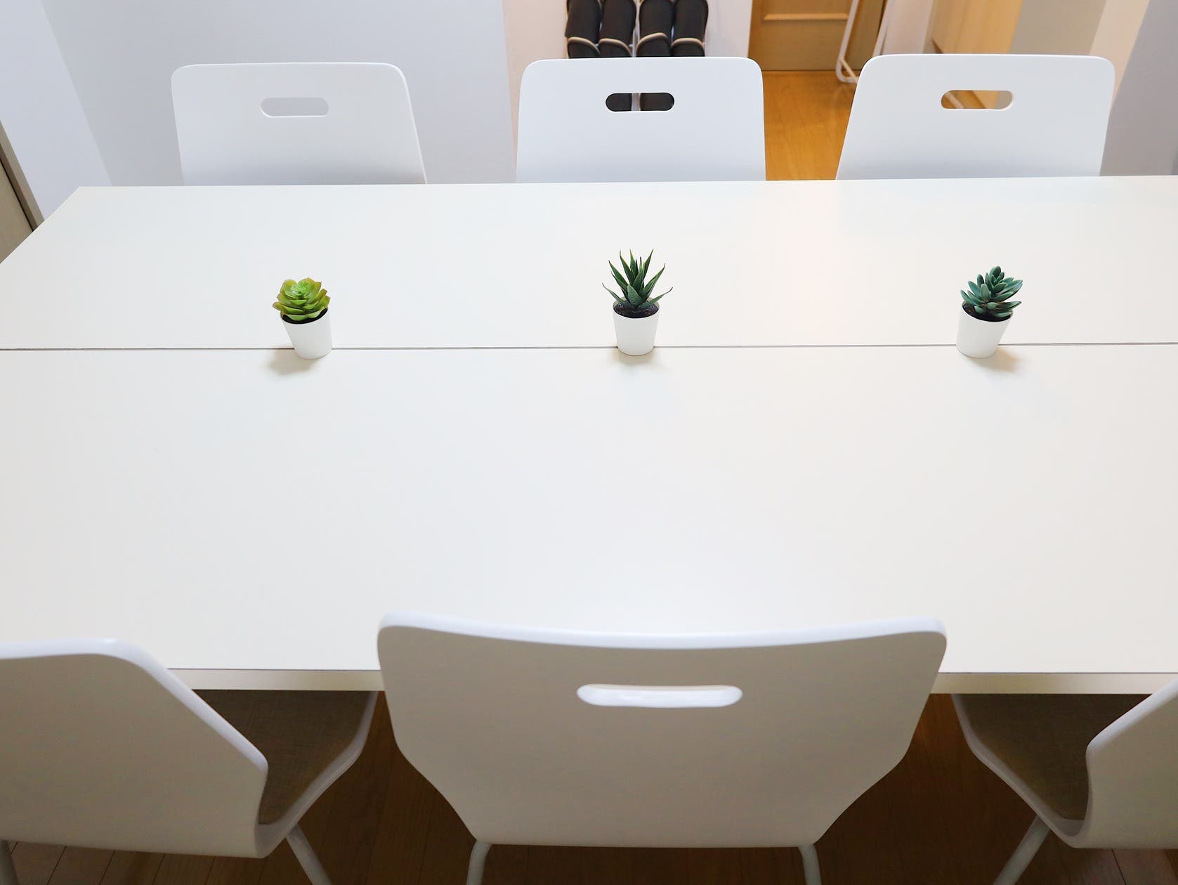 高速光回線WiFi・大型モニター全て無料！ 会議・商談・テレワーク・勉強会・動画撮影・動画配信・ボードゲーム・女子会・懇親会などの写真9