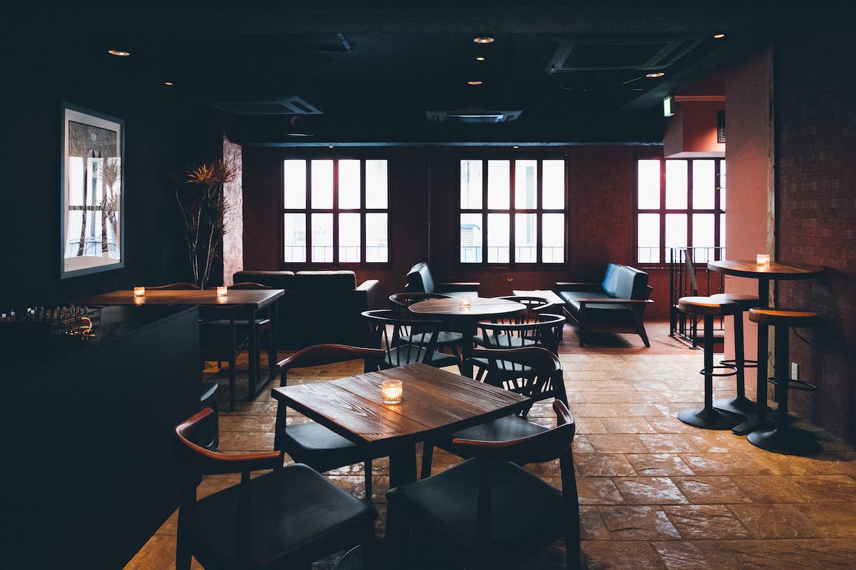 渋谷駅4分スペイン坂のおしゃれなカフェバーの写真1