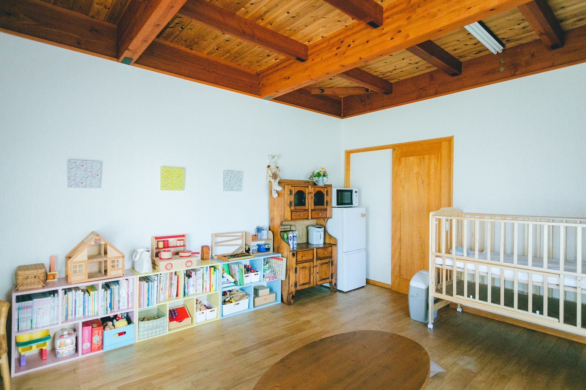 キッズルーム完備！ママ友会やファミリー会、最大15名で楽しめる吹抜けのある大空間スペースの写真7