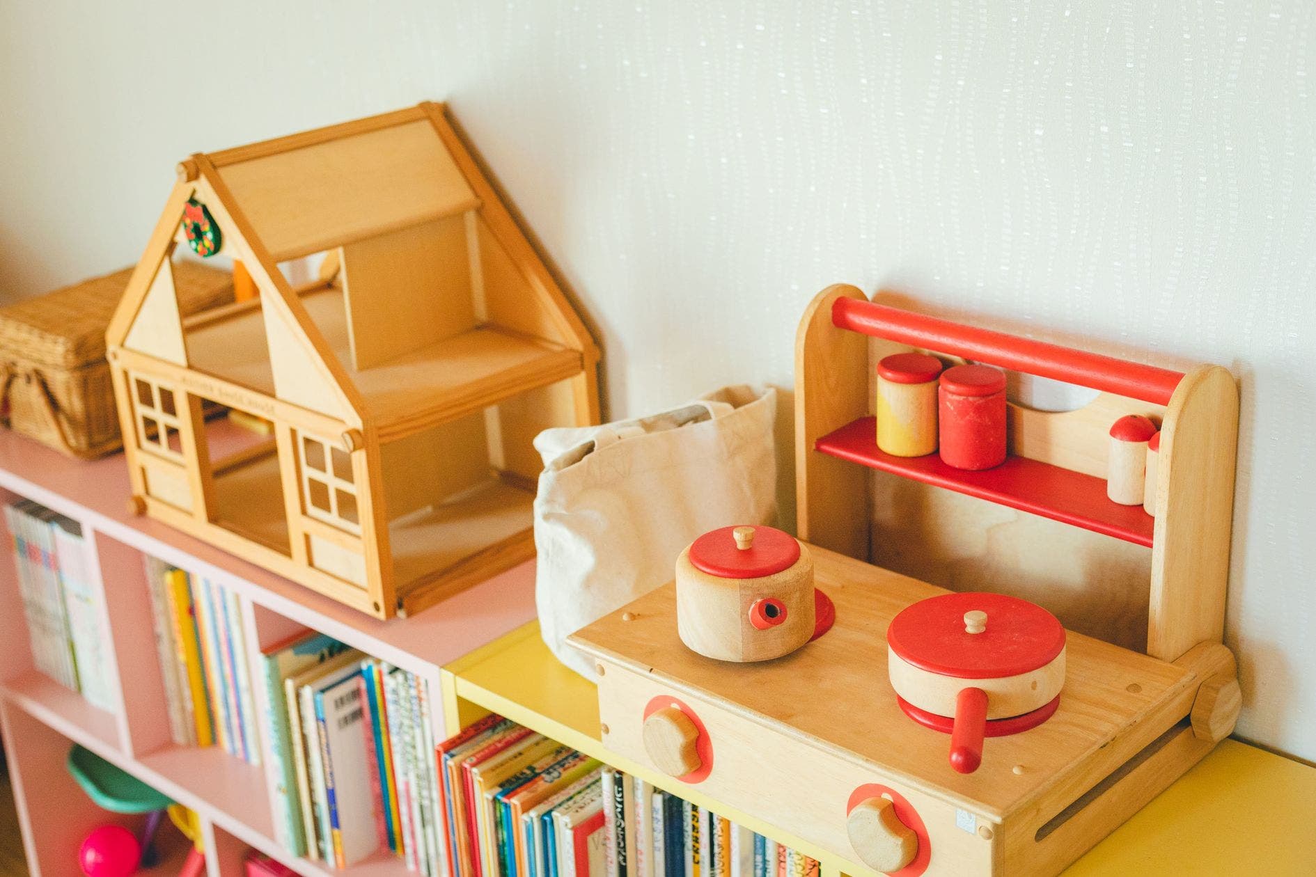 キッズルーム完備！ママ友会やファミリー会、最大15名で楽しめる吹抜けのある大空間スペースの写真11