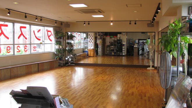 京急平和島駅から徒歩4分の体に優しいダンススタジオの写真2