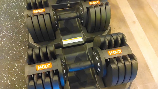 【愛知県最大級】完全個室の広々と綺麗でマシン豊富のワンランク上を行くジム。駐車場2台完備(名古屋市中村区)の写真12