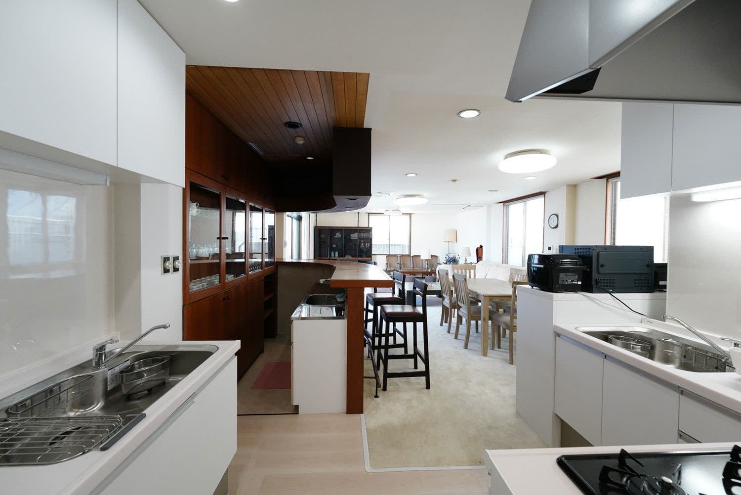 両方を自由に行き来! 総勢40名のパーティーが可能なお得なプラン！【無料Wi-Fi・調理器具完備！/ 清掃お任せ】の写真6