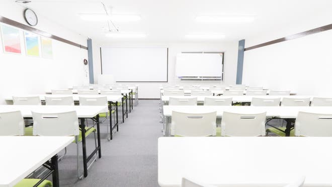 【秋葉原駅A3出口20秒!中央北口1分!大型会議室!50名可!】プロジェクター・WiFi無料!ふれあい貸し会議室 秋葉原No51の写真3