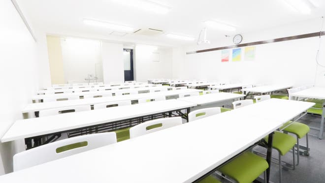 【秋葉原駅A3出口20秒!中央北口1分!大型会議室!50名可!】プロジェクター・WiFi無料!ふれあい貸し会議室 秋葉原No51の写真4