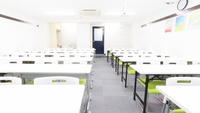 【秋葉原駅A3出口20秒!中央北口1分!大型会議室!50名可!】プロジェクター・WiFi無料!ふれあい貸し会議室 秋葉原No51の写真5