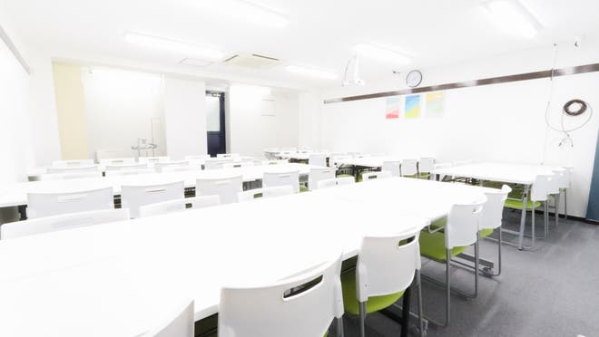 【秋葉原駅A3出口20秒!中央北口1分!大型会議室!50名可!】プロジェクター・WiFi無料!ふれあい貸し会議室 秋葉原No51の写真7