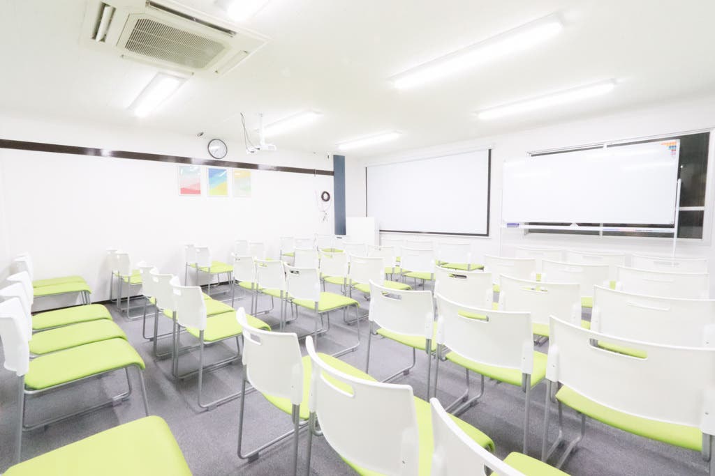 【秋葉原駅A3出口20秒！中央北口1分！大型会議室！50名可！】プロジェクター・WiFi無料！ふれあい貸し会議室 秋葉原No51の写真17