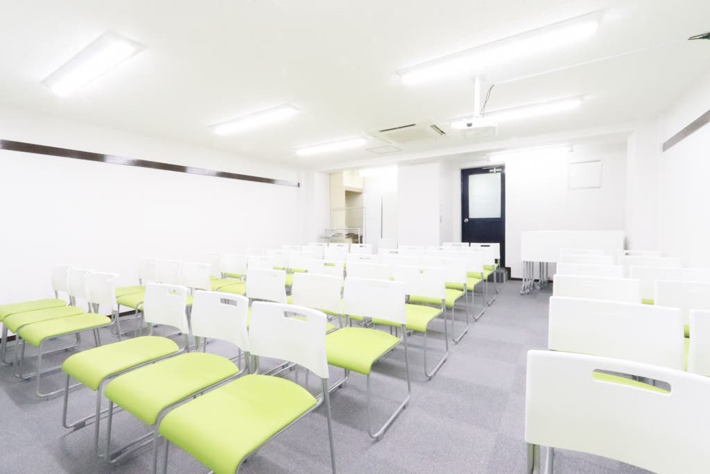【秋葉原駅A3出口20秒！中央北口1分！大型会議室！50名可！】プロジェクター・WiFi無料！ふれあい貸し会議室 秋葉原No51の写真21