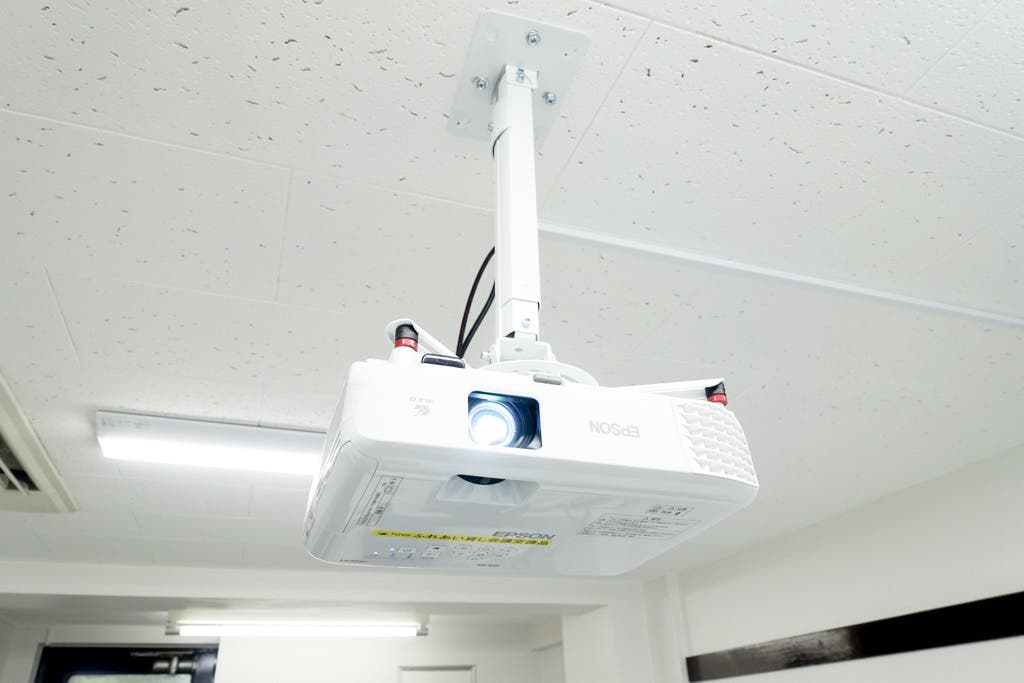 【秋葉原駅A3出口20秒！中央北口1分！大型会議室！50名可！】プロジェクター・WiFi無料！ふれあい貸し会議室 秋葉原No51の写真28