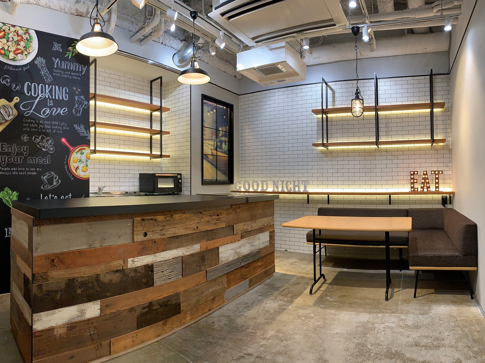 Make Room(控室)の画像1