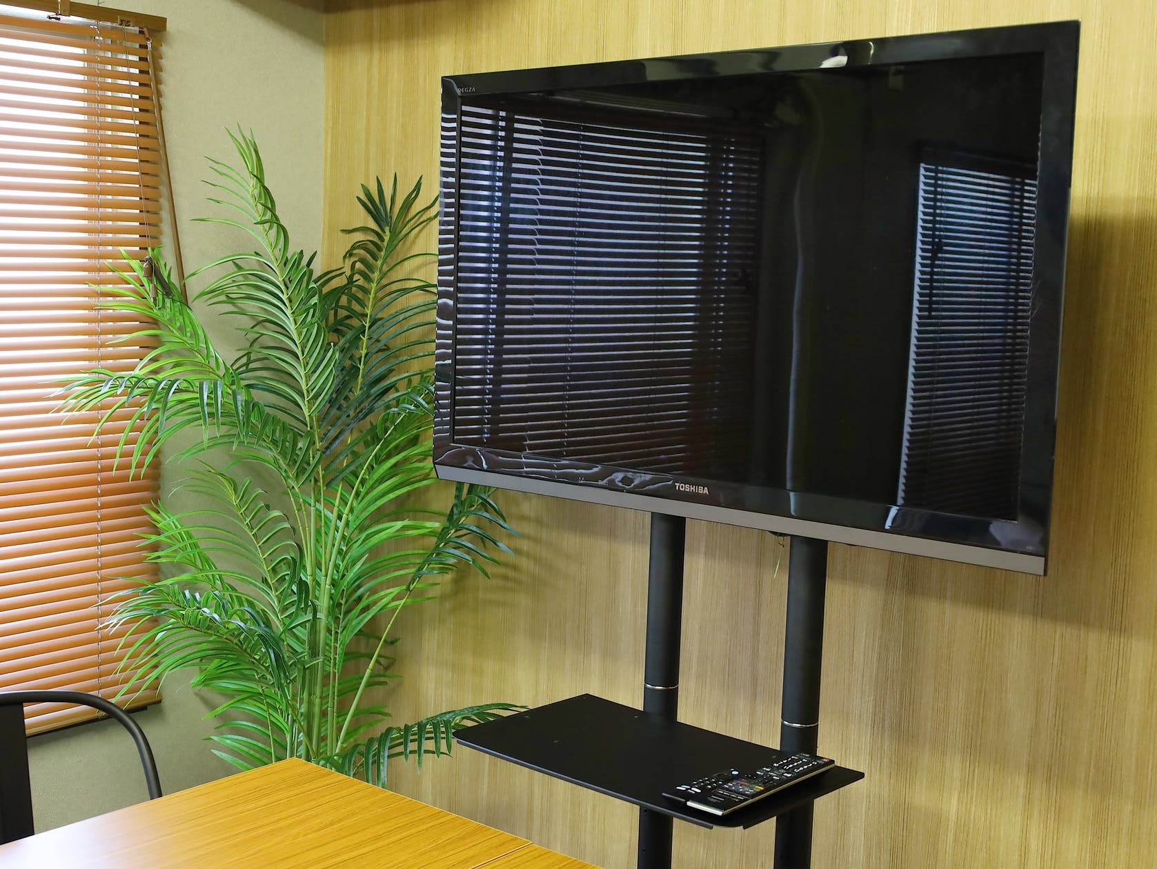 恵比寿駅徒歩2分/最大14名/飲食、お酒可/光回線無料Wifi/テレワーク/ボードゲーム【静か・明るい・綺麗】の写真9