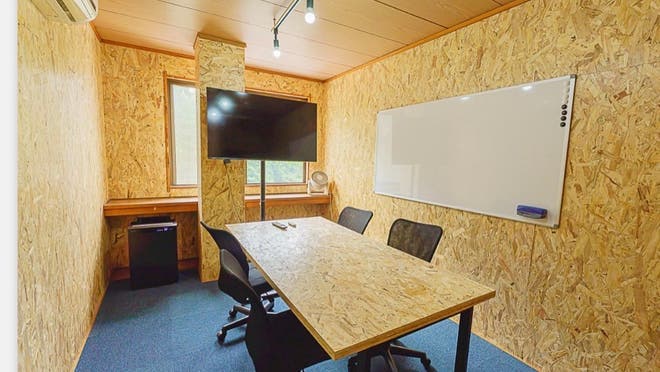 【GAULAB】袖ケ浦◇会議室◇コワーキングオフィス◇リアルでの打ち合わせ、オンライン会議などにも最適の写真1