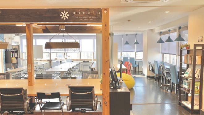 【1~45名】フロア貸切(JR長崎駅より徒歩7分。セミナー、ホームパーティなどに最適のお部屋です。)の写真1