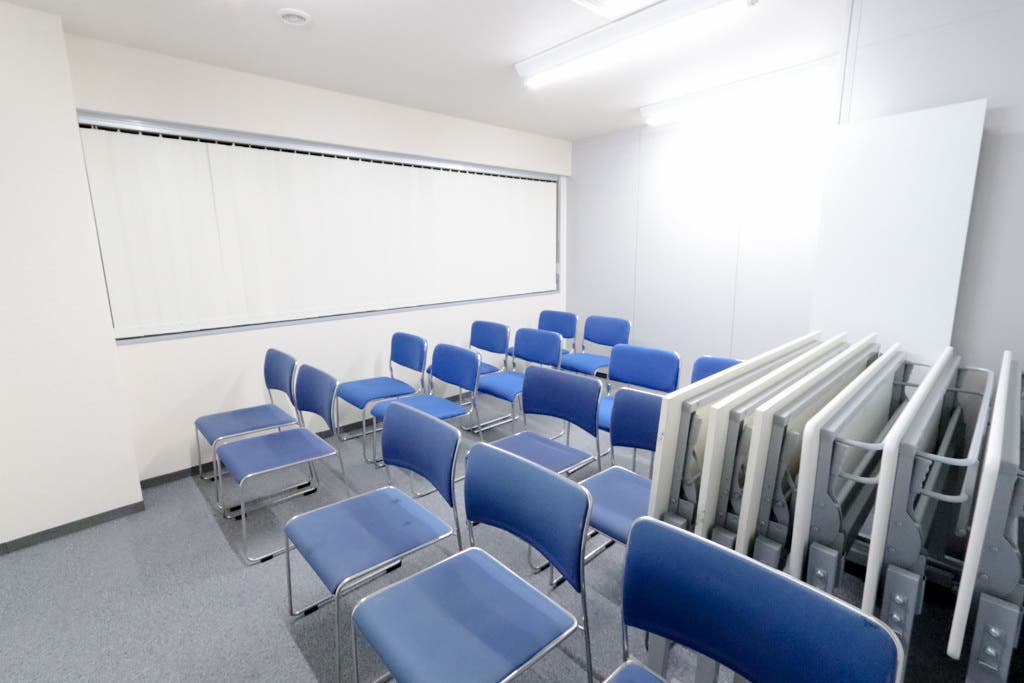 【田町駅1分！三田駅30秒！中型会議室！15名】モニター・ホワイトボード・高速WiFi無料！ふれあい貸し会議室 田町No49の写真6