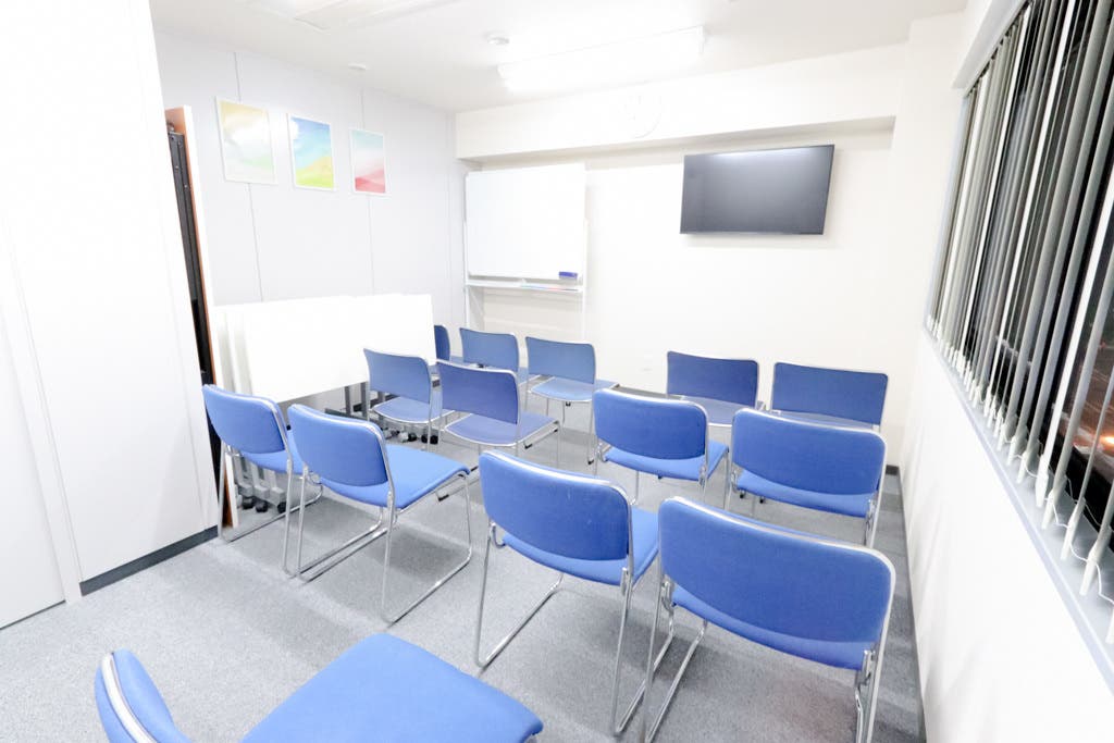 【田町駅1分！三田駅30秒！中型会議室！15名】モニター・ホワイトボード・高速WiFi無料！ふれあい貸し会議室 田町No49の写真10