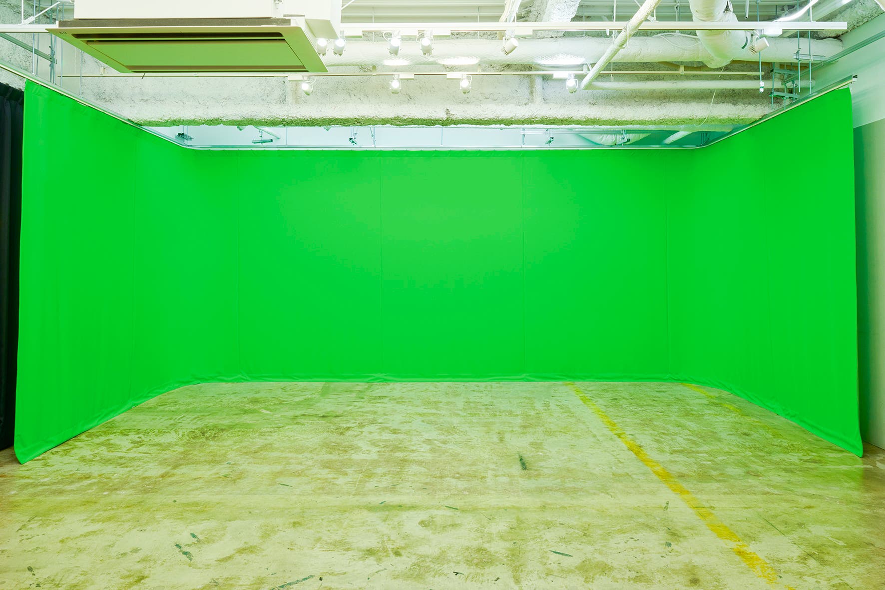 グリーンバック(3面対応カーテン)の画像1