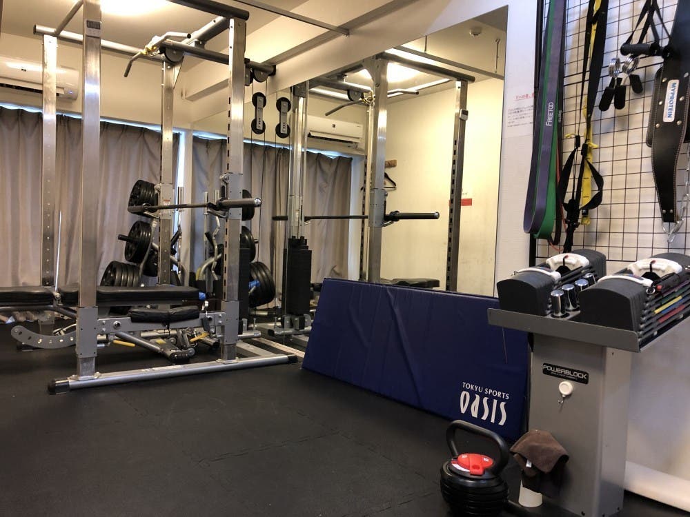 【渋谷駅5分】パーソナル向けの機材完備でトレーニングし易いジム｜パワーラックの部屋①　MIYAZAKI GYM渋谷店の写真5