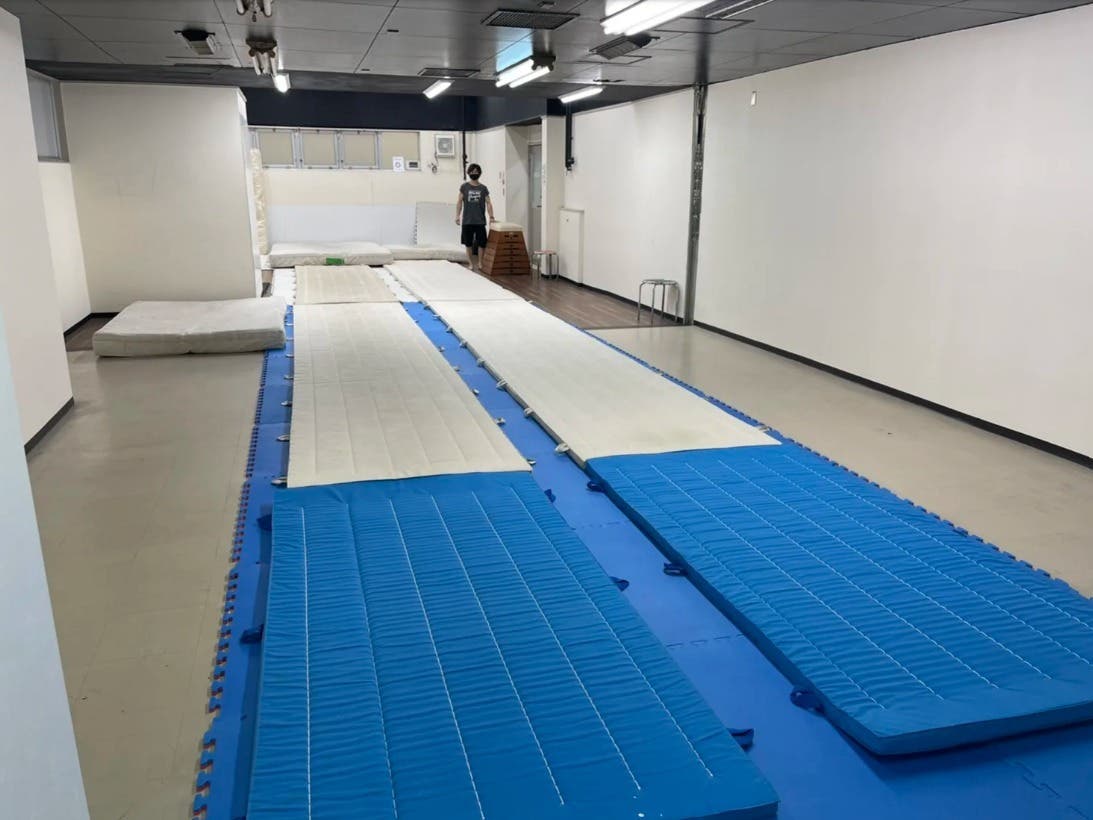 JR新宿駅南口より徒歩4分、THビル2階B+Eルームの写真5