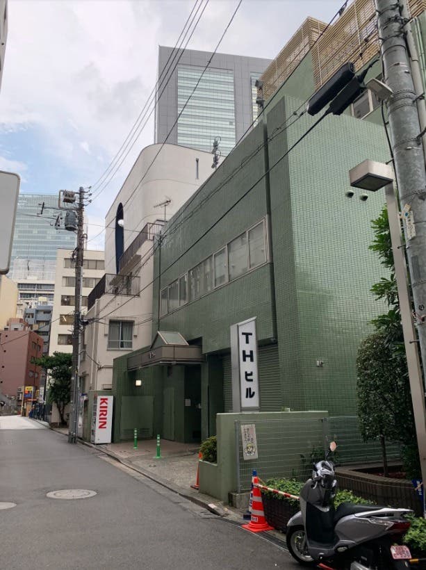 JR新宿駅南口より徒歩4分、THビル2階B+Eルームの写真17