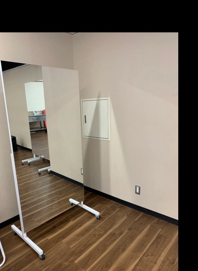 新宿駅南口徒歩4分、THビル2階Cルームの写真5