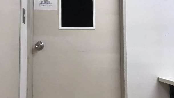 新宿駅南口徒歩4分、THビル2階Cルームの写真7