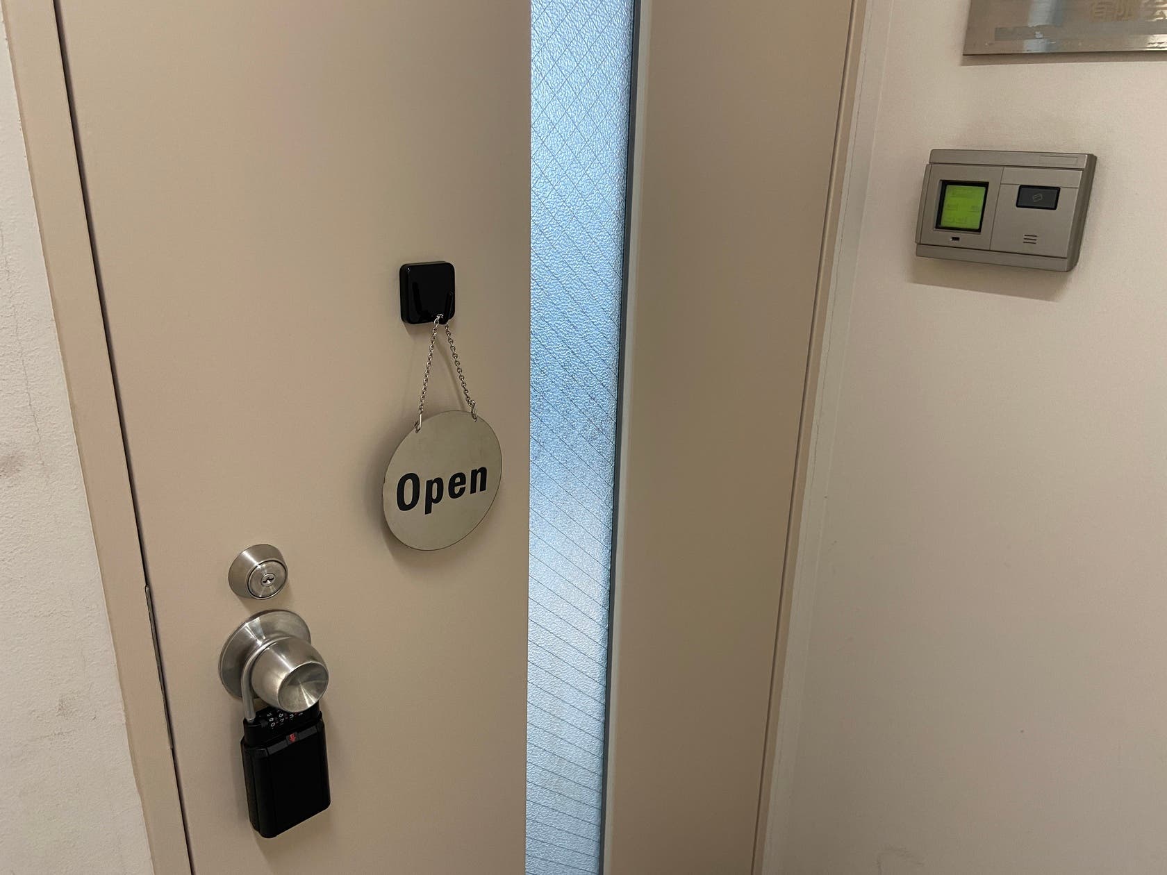 【目白駅2分】パワーラックなど完備！広くて開放的な雰囲気の完全個室ジム　MIYAZAKI GYM目白店の写真5