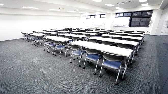 名古屋会議室 ナカトウ丸の内ビル 第2会議室【久屋大通駅より徒歩2分!最大72名様収容可能】の写真1