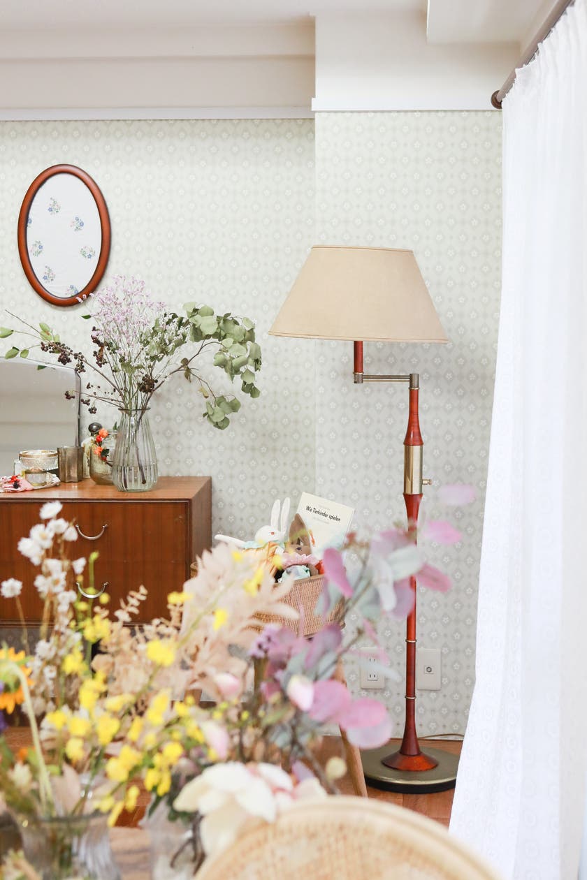 海外アパルトマンのような外苑駅徒歩6分の自然光撮影スタジオ・可愛いシャビーなインテリア＜コスプレ／ポートレート写真／動画撮影＞の写真12