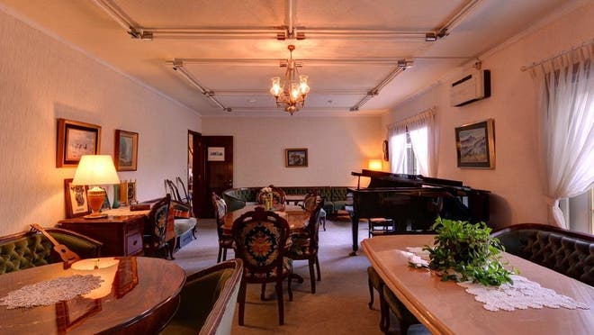 ヨーロッパ邸宅風:吹き抜け:豊富な自然に囲まれたホテル一棟丸々!!の写真5