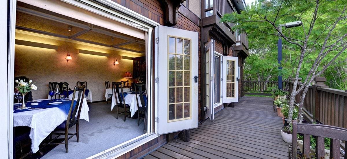 ヨーロッパ邸宅風：吹き抜け：豊富な自然に囲まれたホテル一棟丸々！！の写真8