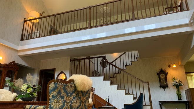 ヨーロッパ邸宅風:吹き抜け:豊富な自然に囲まれたホテル一棟丸々!!の写真12